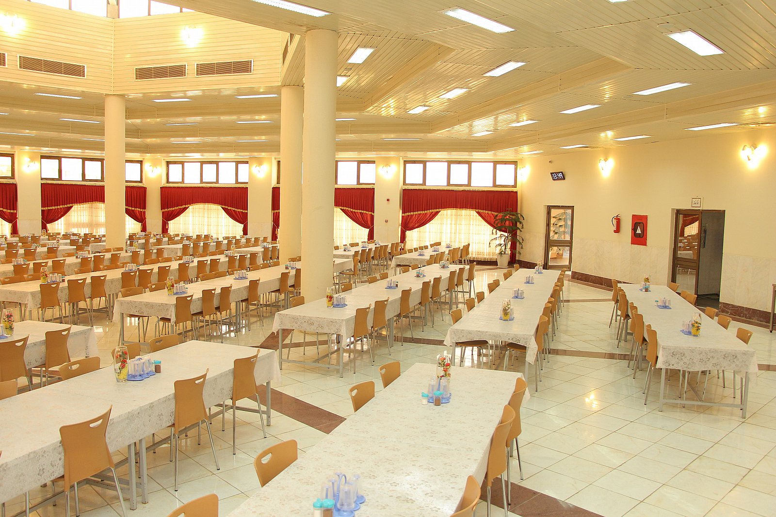 Islamic Azad University Isfahan (Najafabad) - Meraj Student